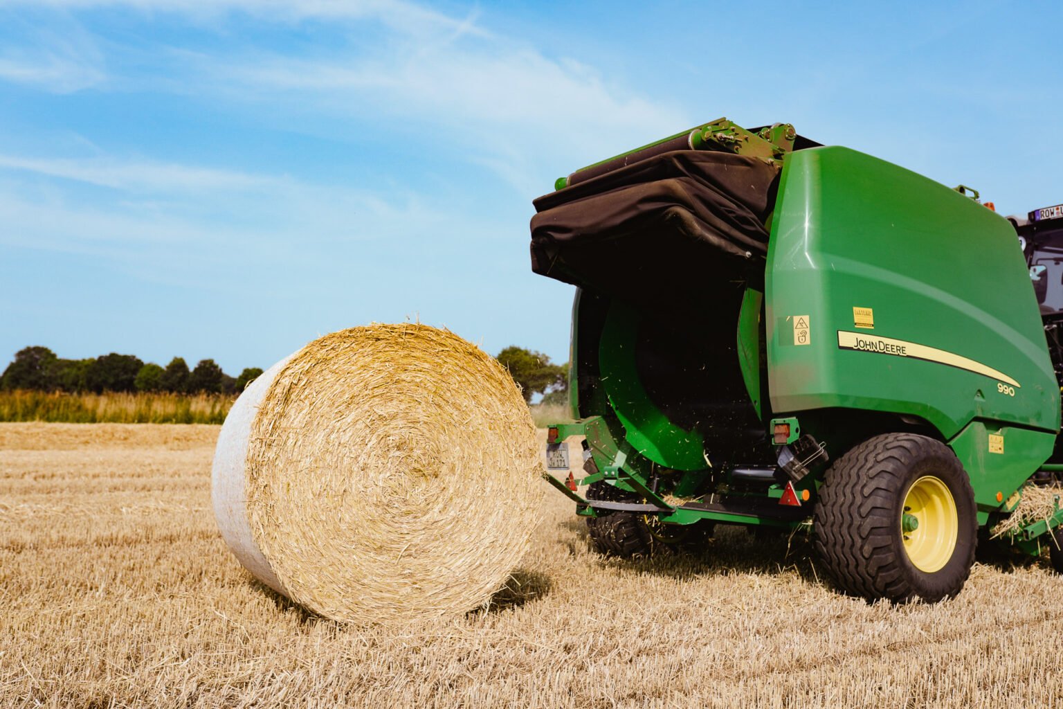 XES® Classic Bale Net Wrap: Reliable Strength & Eco-Friendly Quality