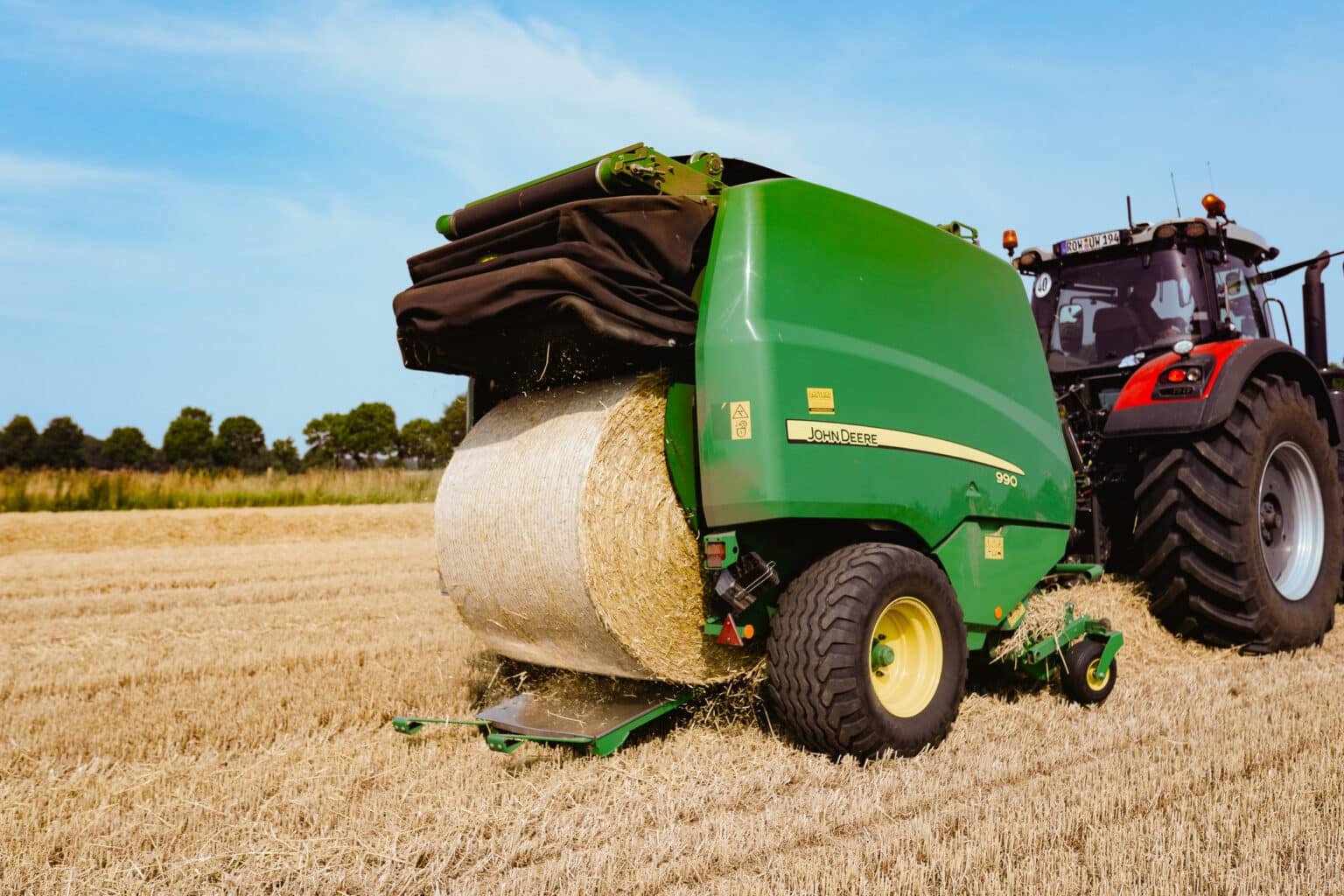 Hay wrap: A complete bale net wrap guide for farmers - XES® Extreme ...